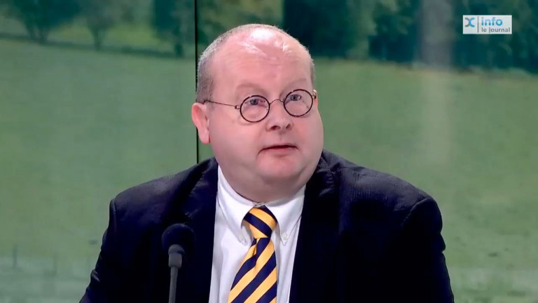 Franz Clément évoque les nouveaux "Cahiers de la Grande Région" - TV Lux